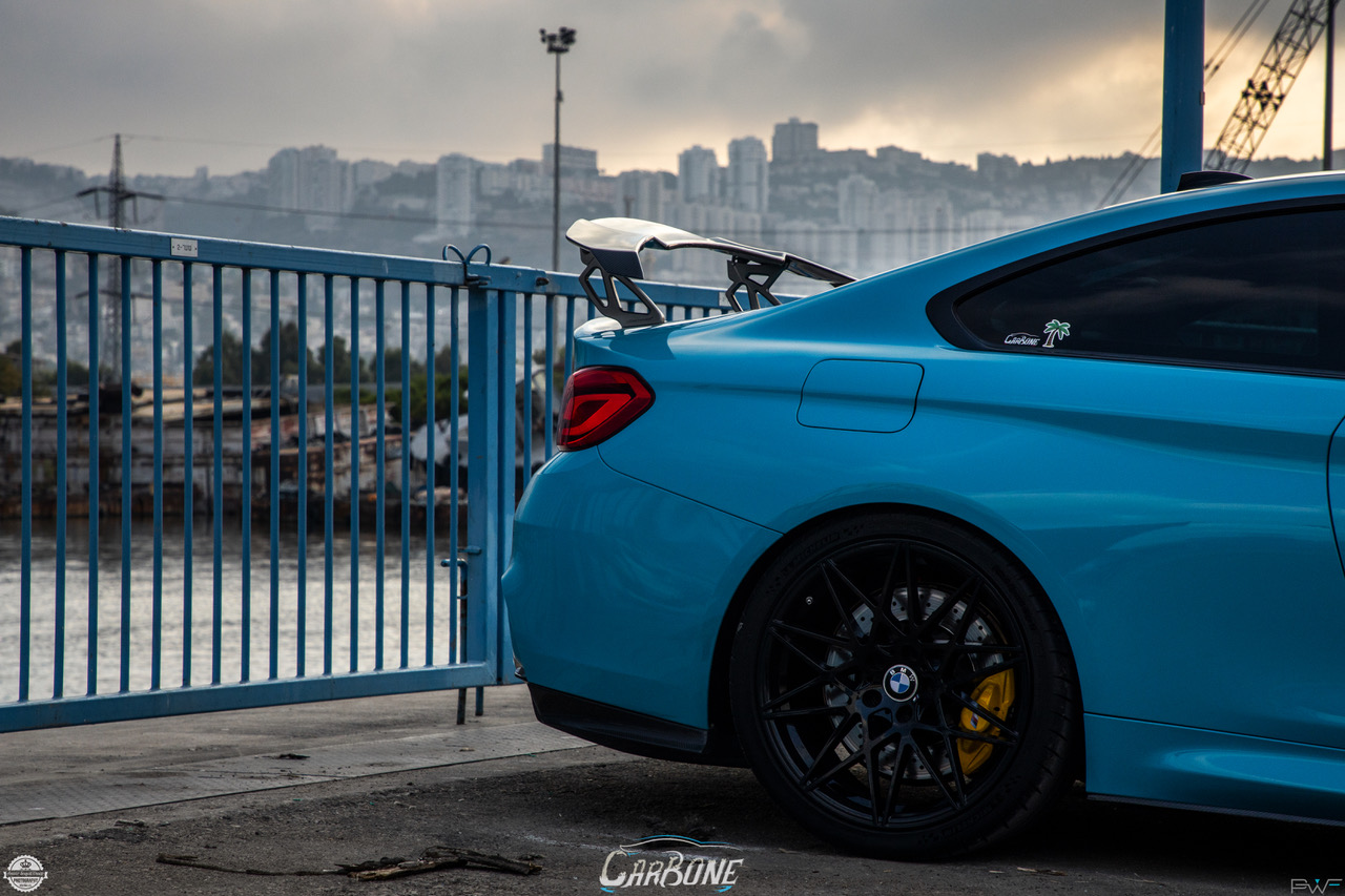 Miami Blue - Platinum Wrapping Film