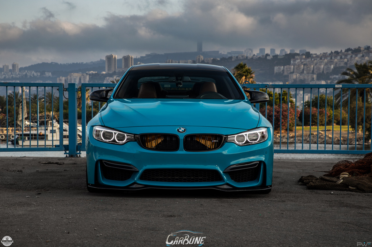 Miami Blue - Platinum Wrapping Film