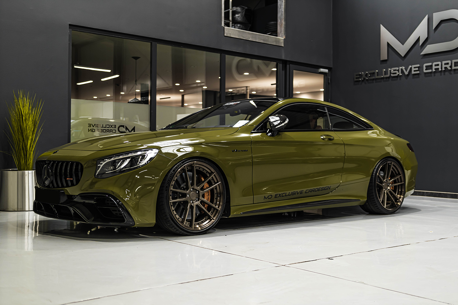 Badlands Green – Platinum Wrapping Film