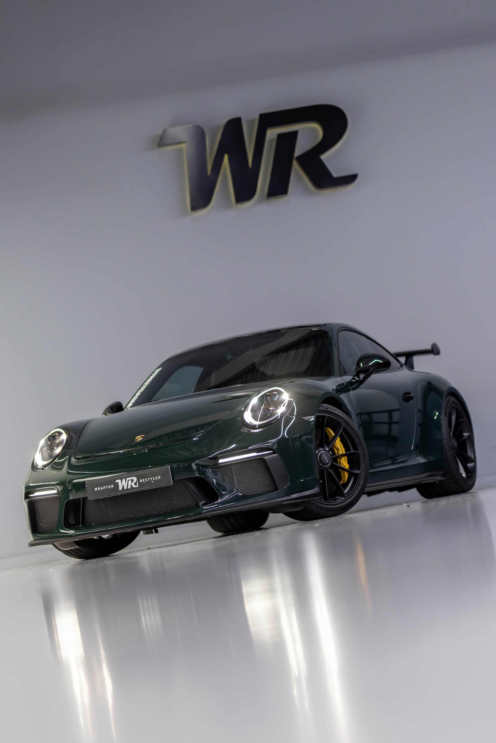 British Racing Green - Platinum Wrapping Film