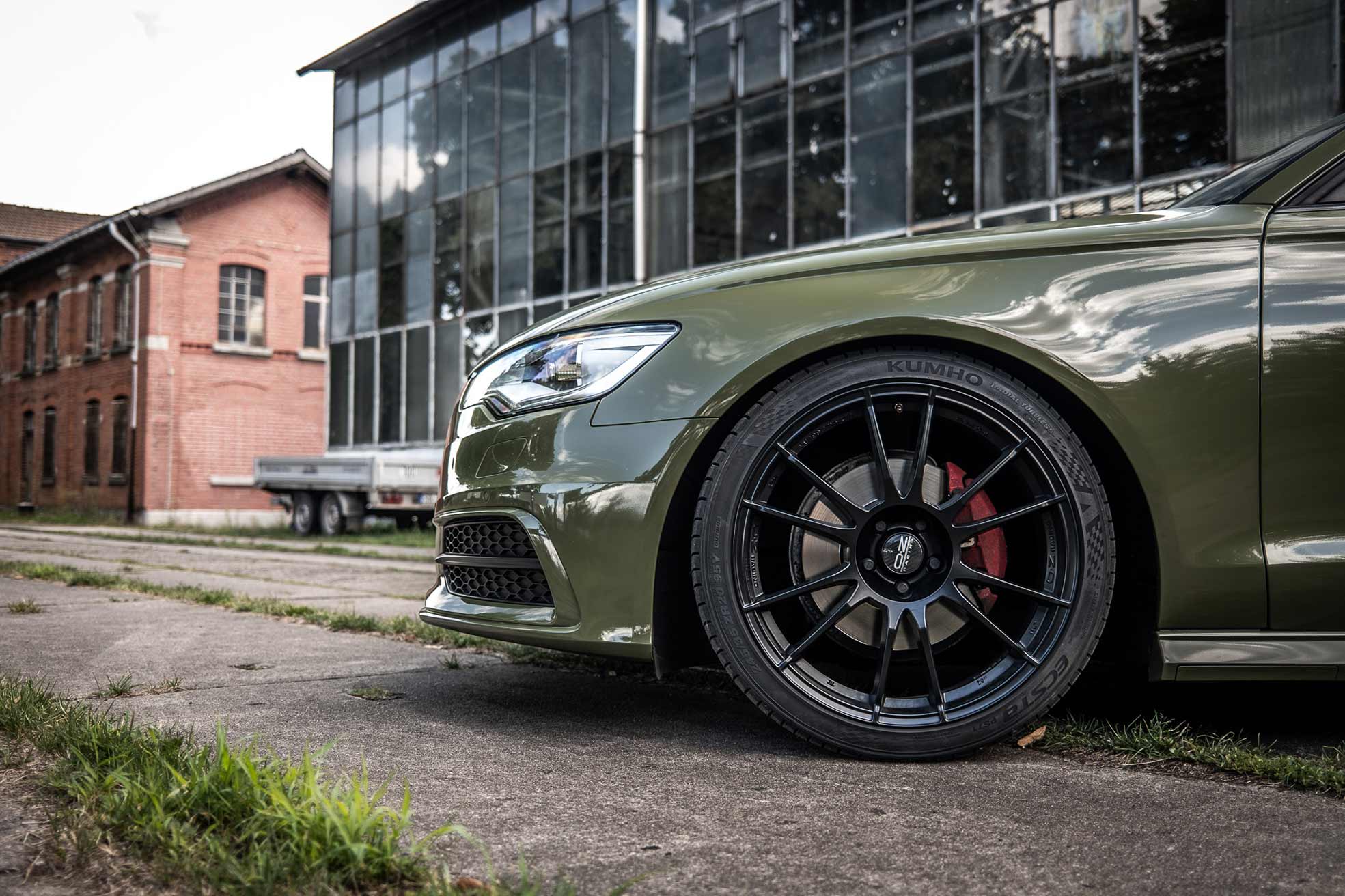 Badlands Green - Platinum Wrapping Film