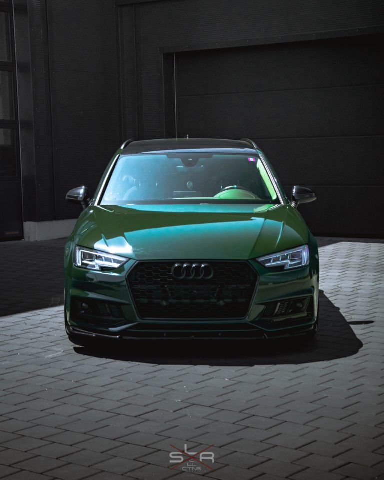 British Racing Green - Platinum Wrapping Film