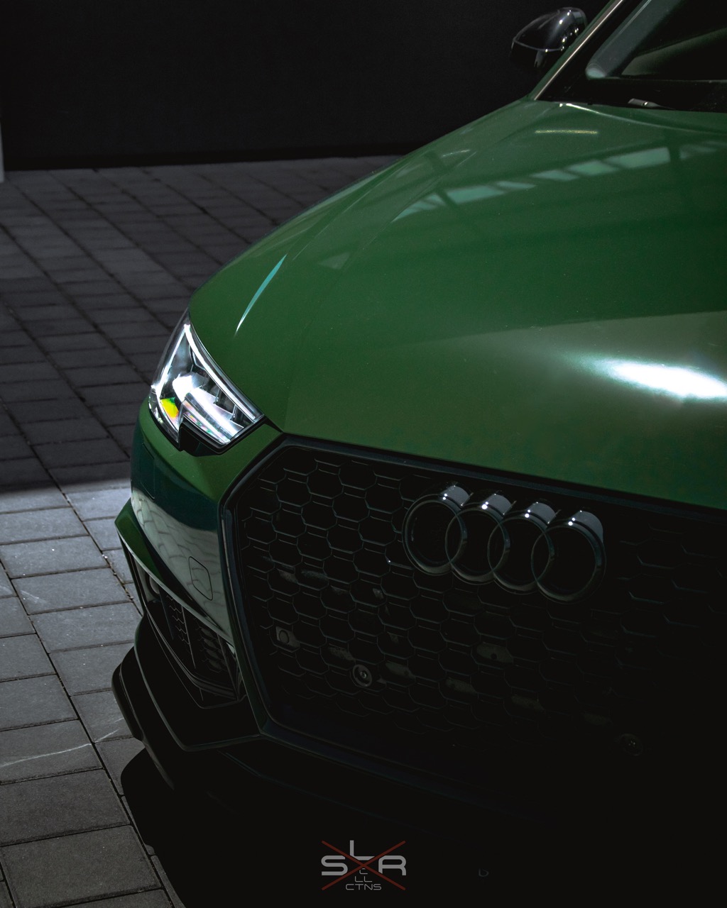 British Racing Green - Platinum Wrapping Film