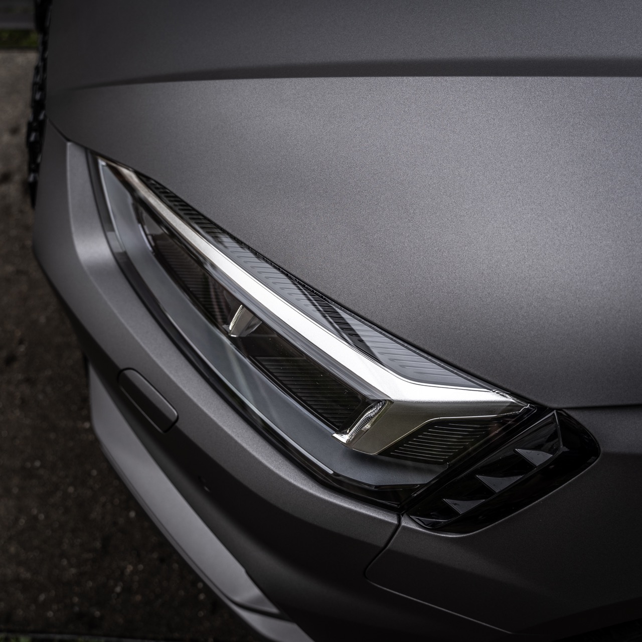 Matt Charcoal - Platinum Wrapping Film