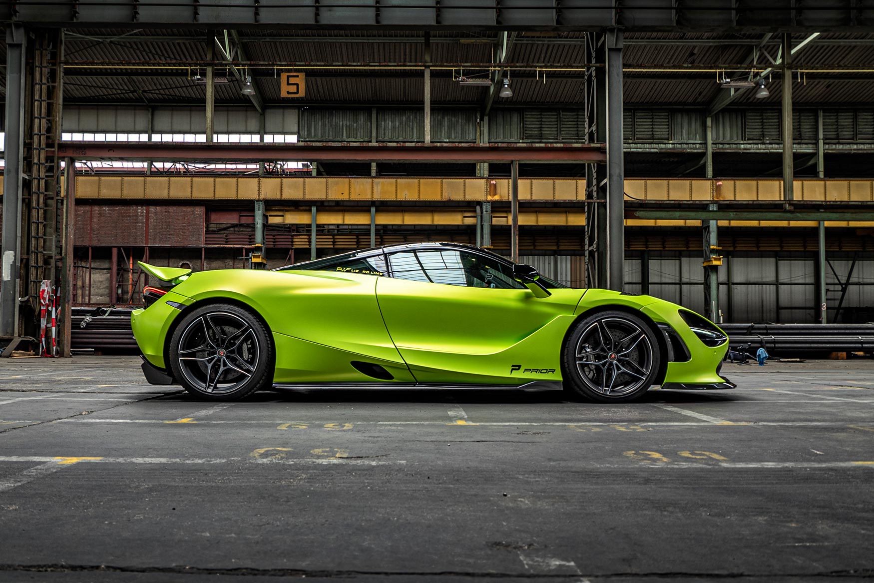 Matt Lizard Lime - Platinum Wrapping Film